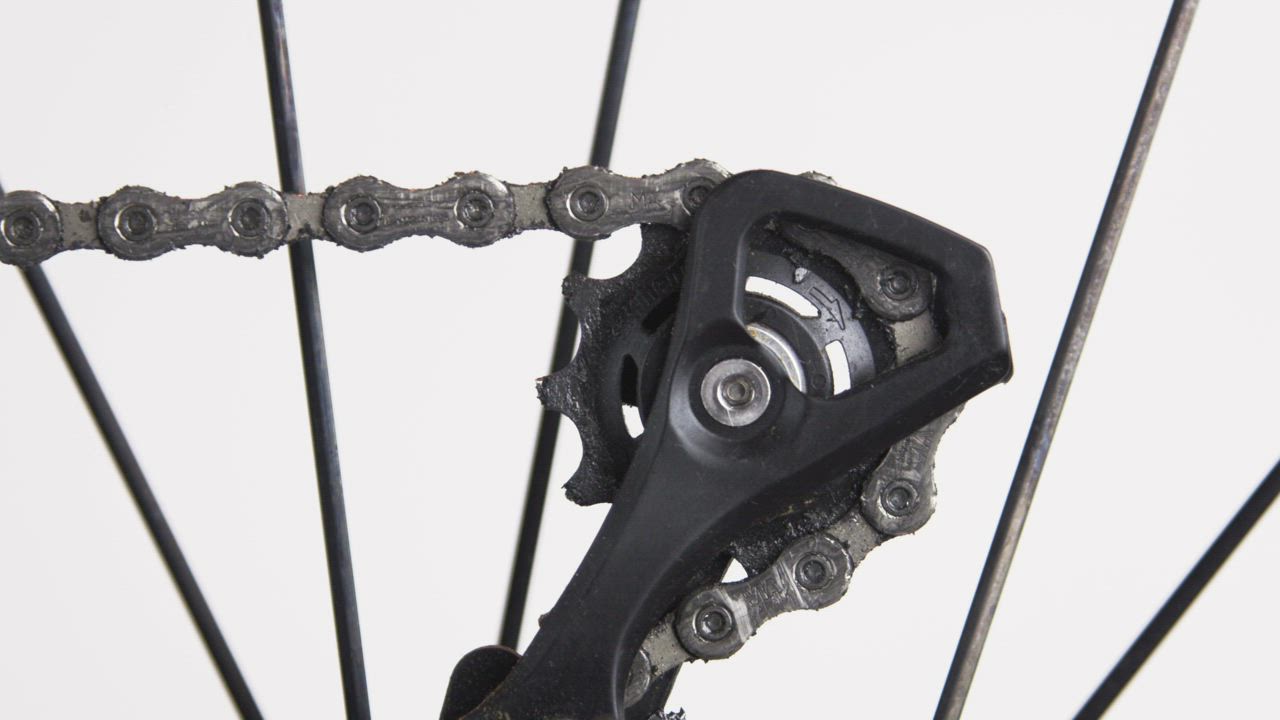 Closeup of a bicycle chain - Free Stock Video