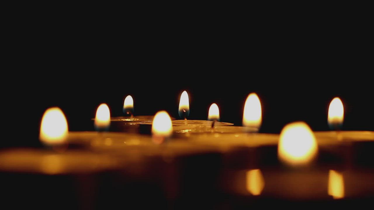 Small candle flames - Free Stock Video