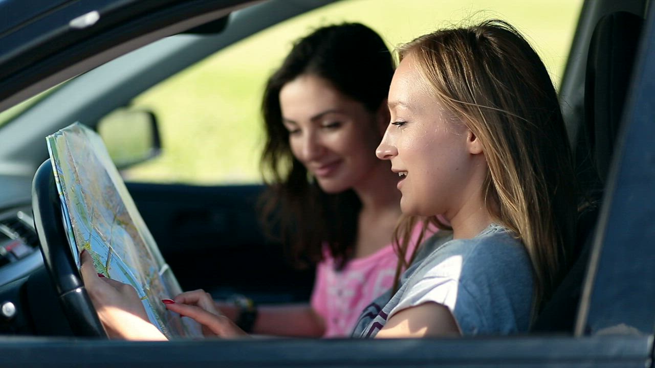 Plotting a route before driving - Free Stock Video