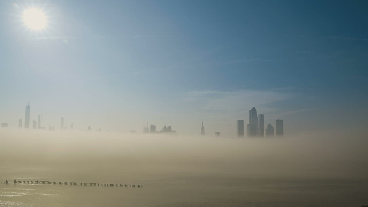 Fog blocking the skyline - Free Stock Video