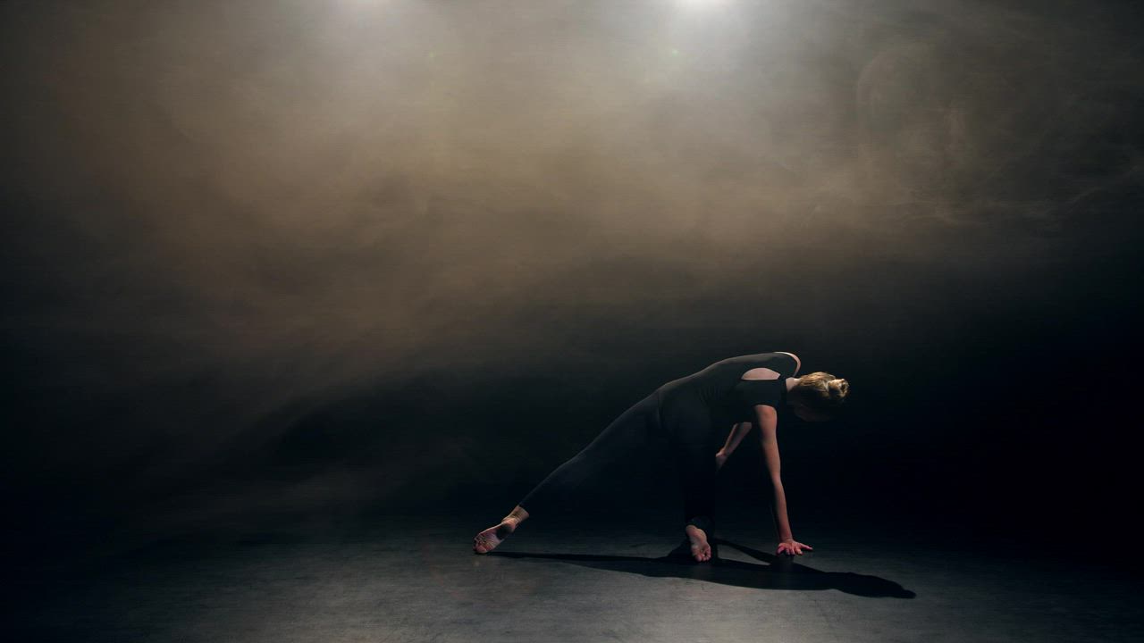 Modern dance - Free Stock Video