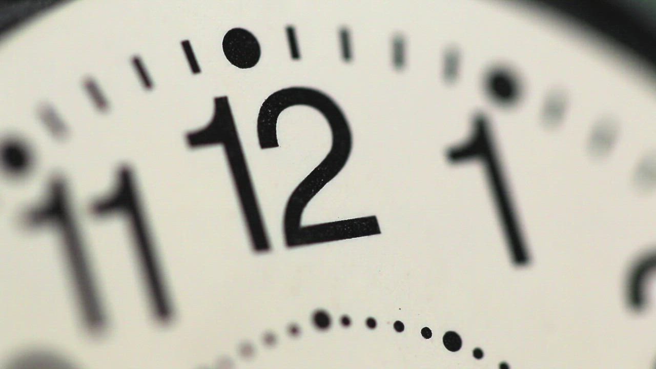 The number twelve on the clock - Free Stock Video