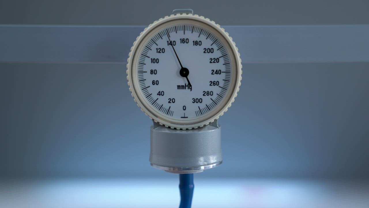 A pressure measurement device - Free Stock Video