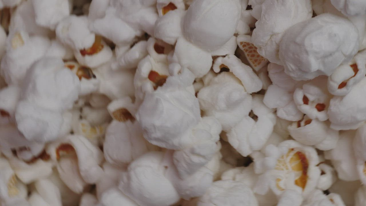 Popcorn spinning close up view - Free Stock Video