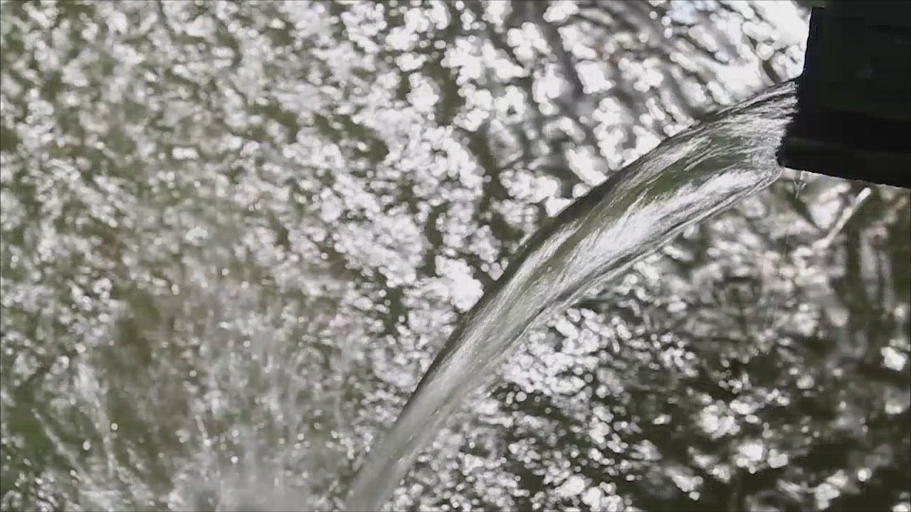 Water fountain stream - Free Stock Video
