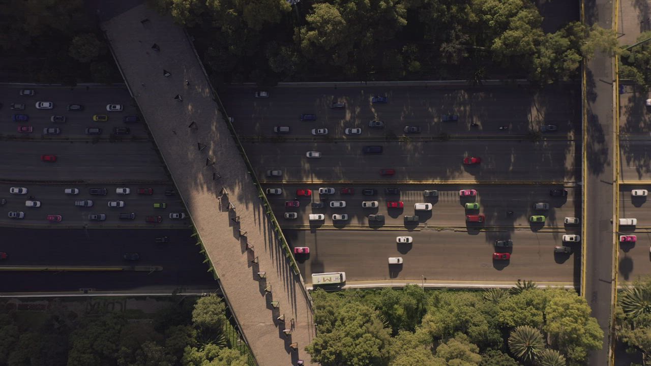 Morning traffic in the city - Free Stock Video
