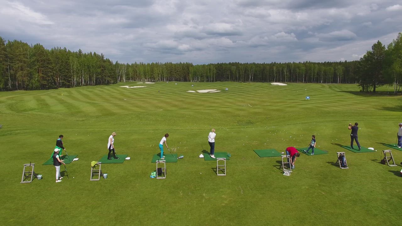 People playing Golf - Free Stock Video