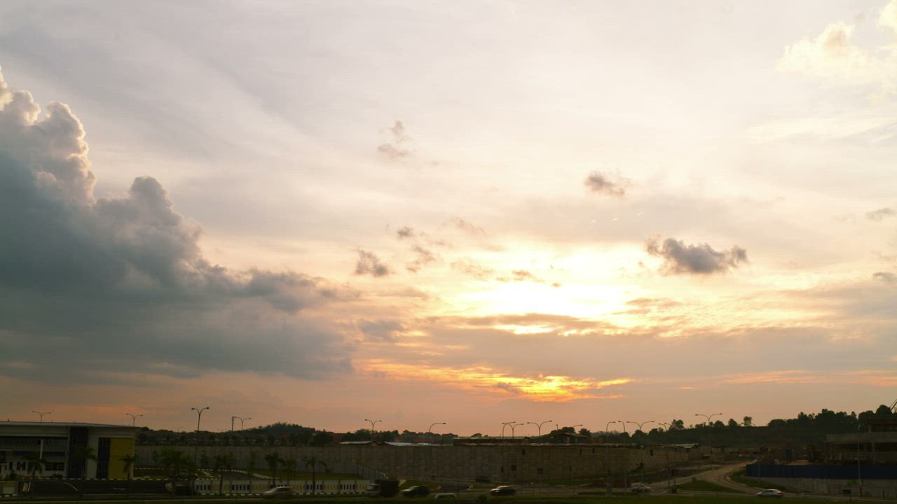 Sunset over the freeway - Free Stock Video