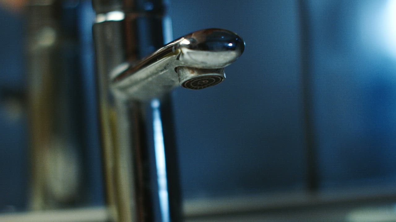 Water flowing from faucet - Free Stock Video