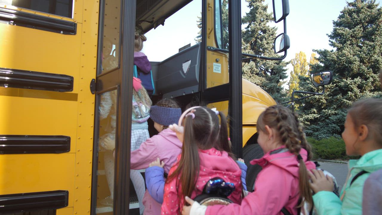 Getting ready for a school trip - Free Stock Video