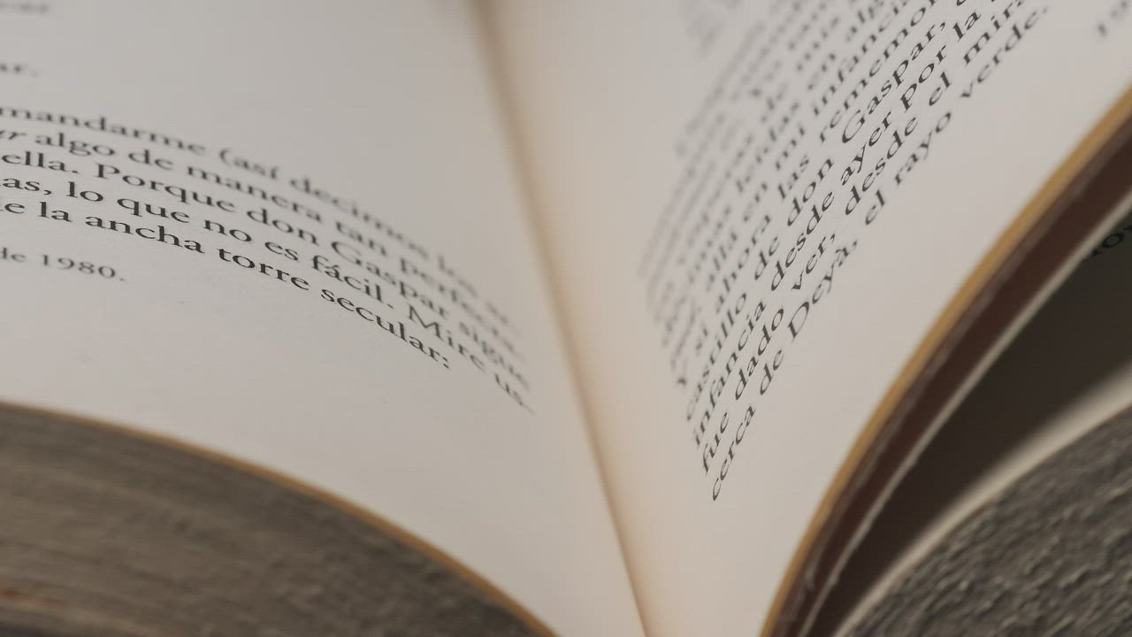 Macro shot of an open book - Free Stock Video