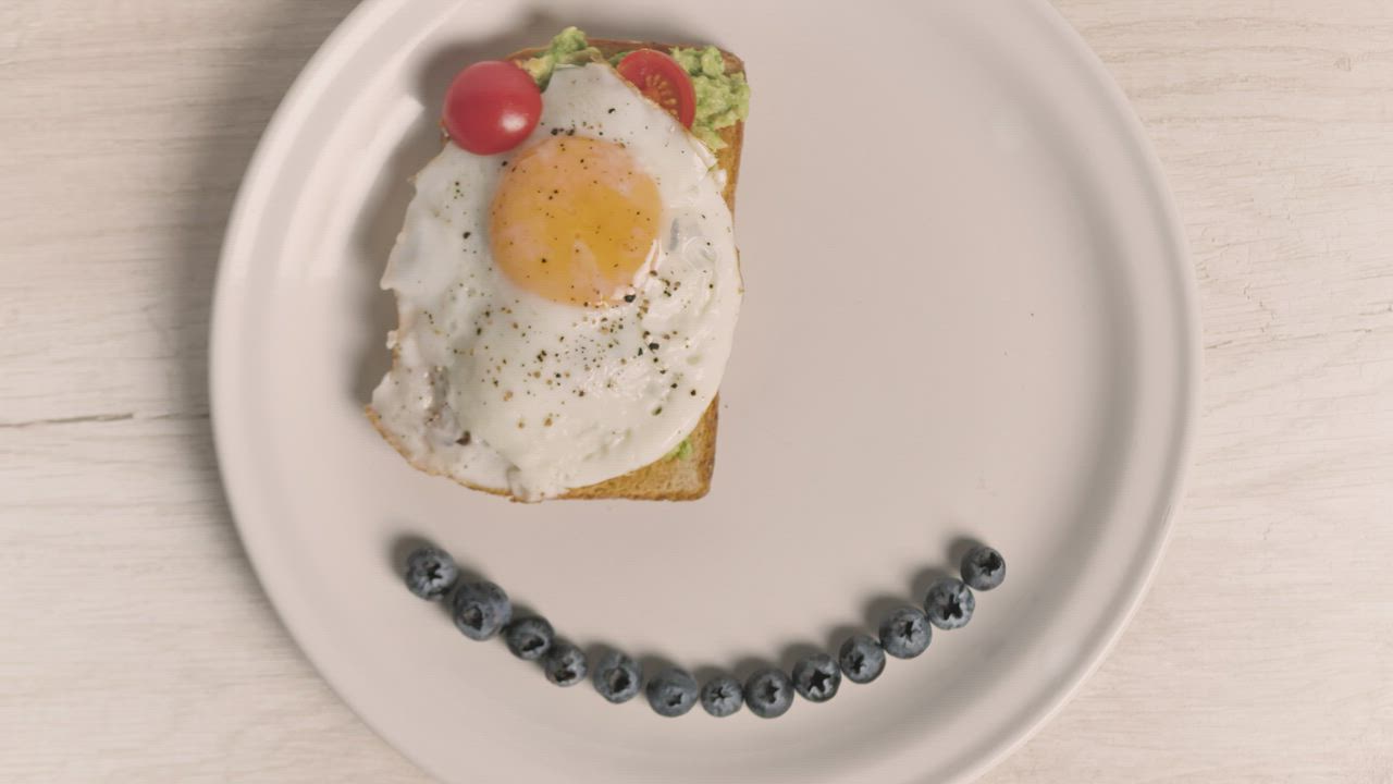 Smiley face breakfast - Free Stock Video