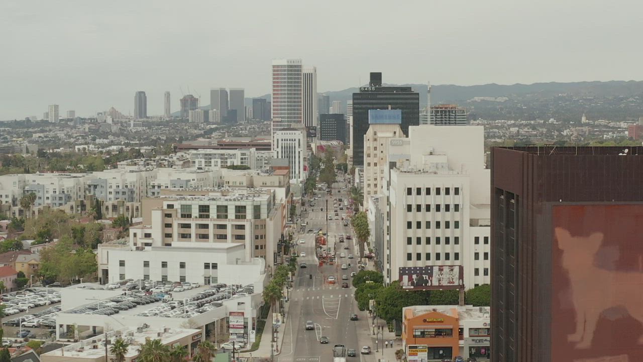 Panoramic view of Los Angeles, over an avenue - Free Stock Video