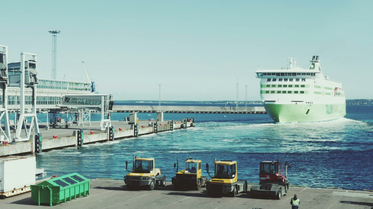 Ferry reversing out of port - Free Stock Video
