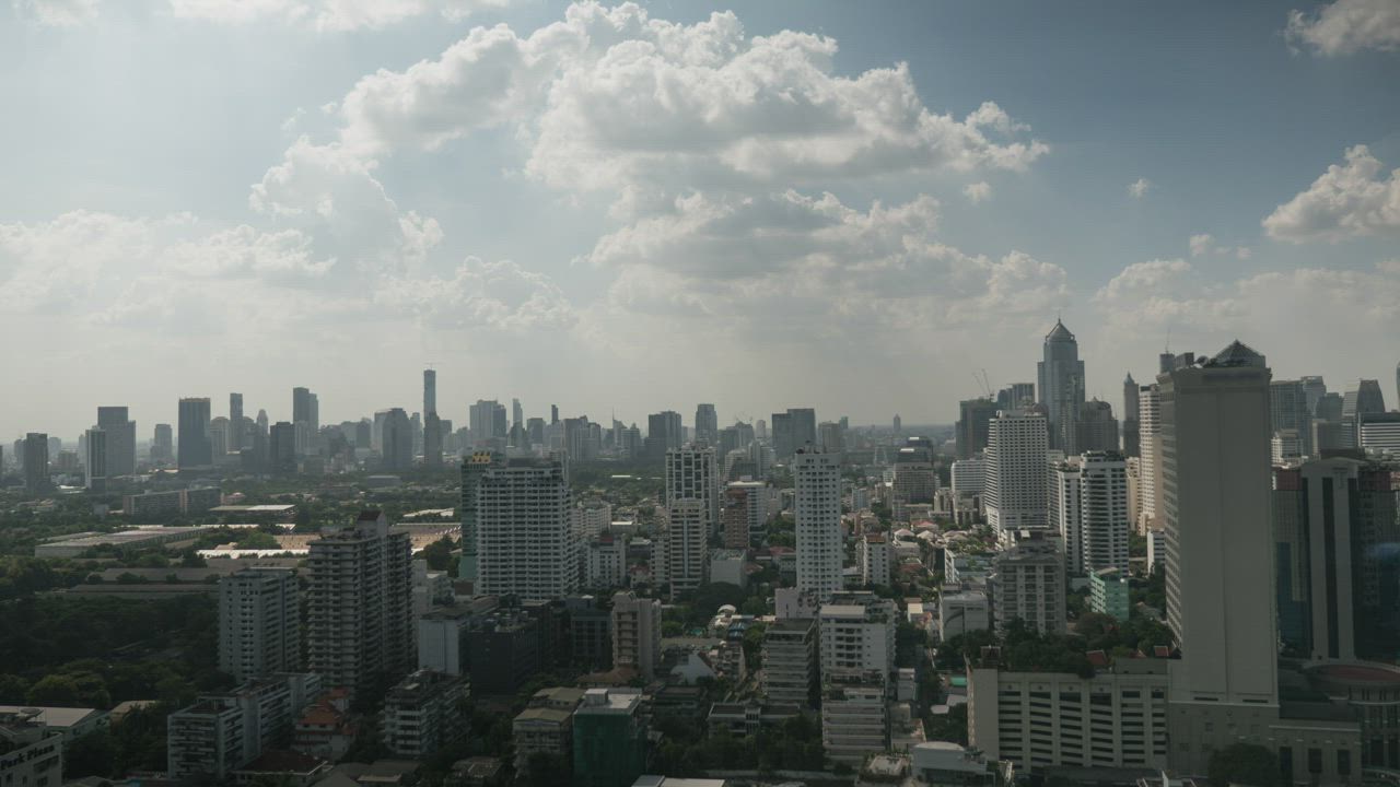 Beautiful city skyline during the day - Free Stock Video