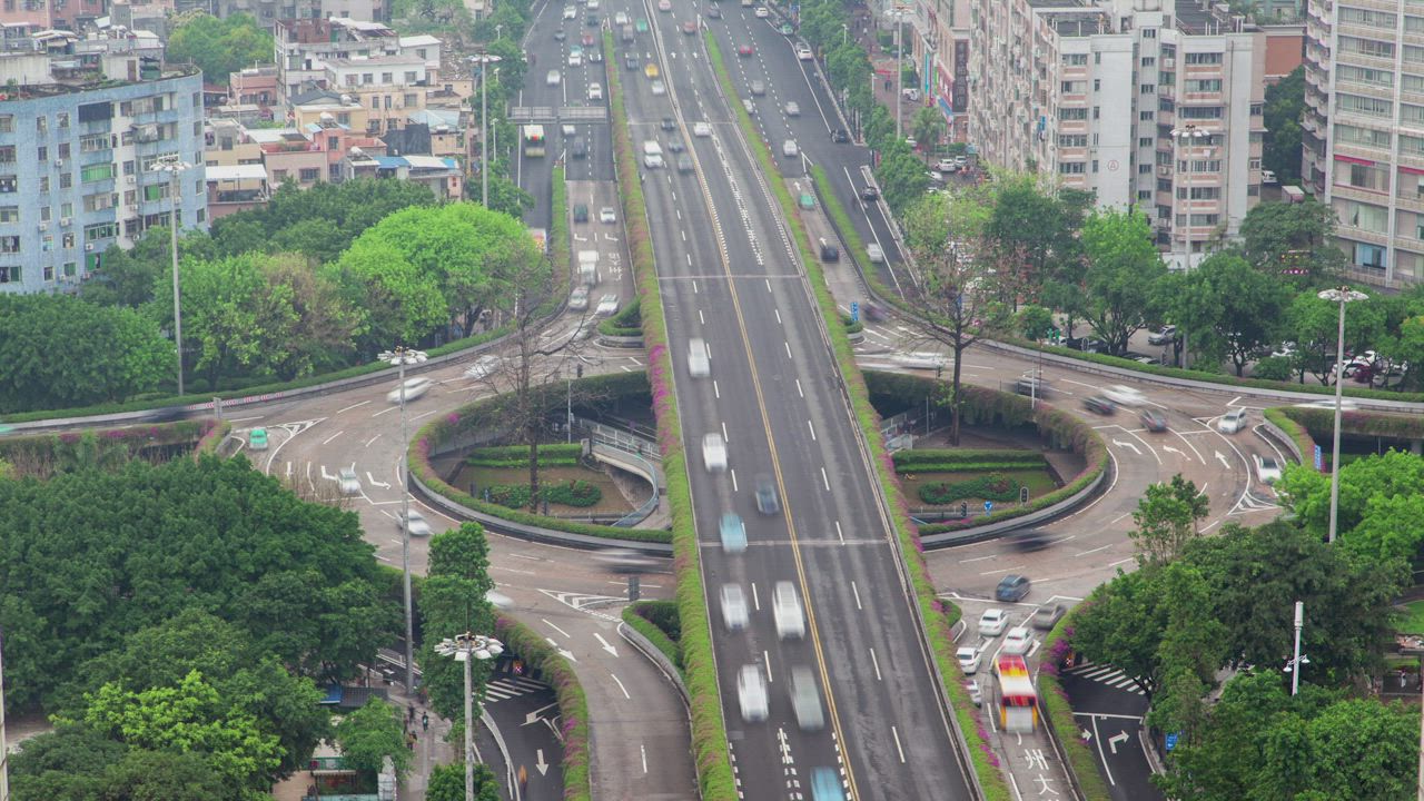 Bridge in roundabout traffic in the city - Free Stock Video