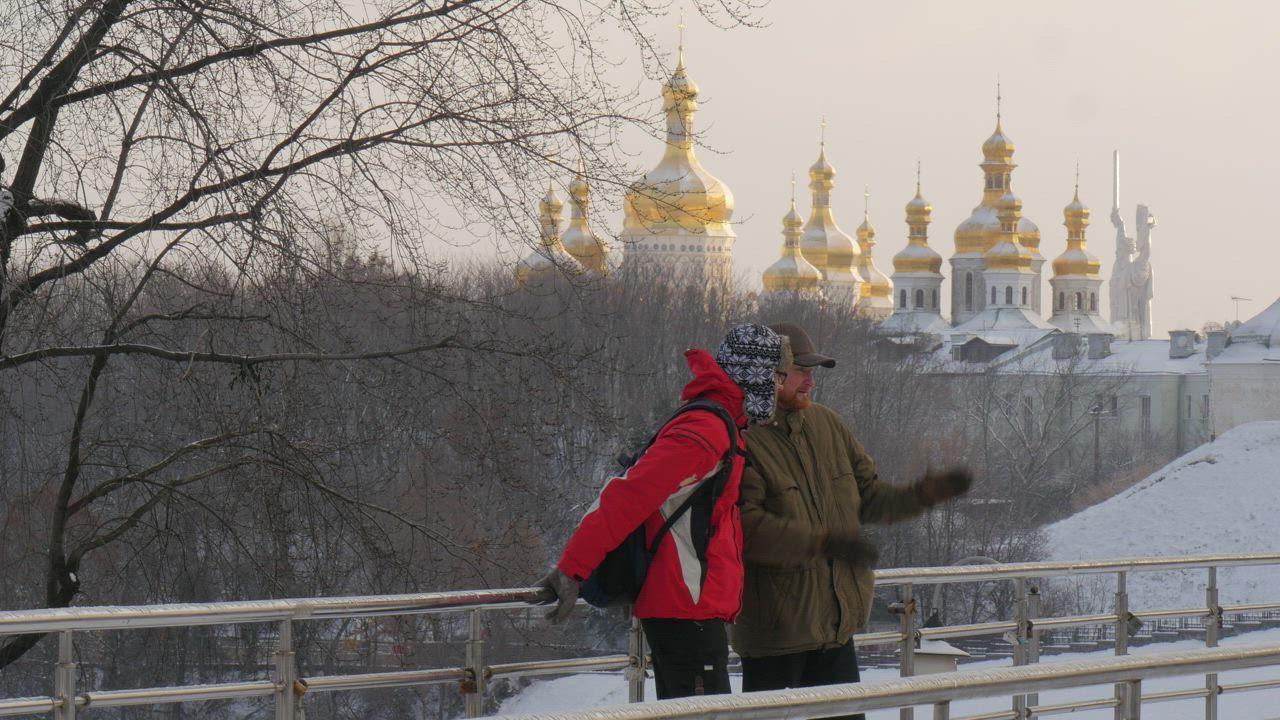 Two friends having a conversation on the bridge - Free Stock Video