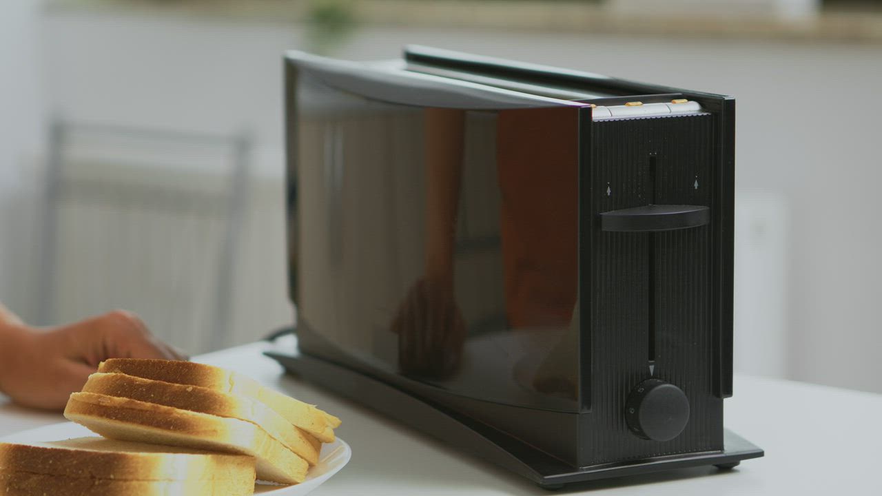 Making toast for breakfast - Free Stock Video