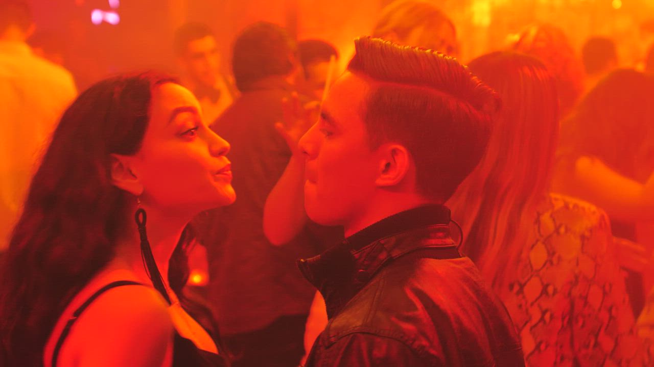 Couple dancing in nightclub - Free Stock Video