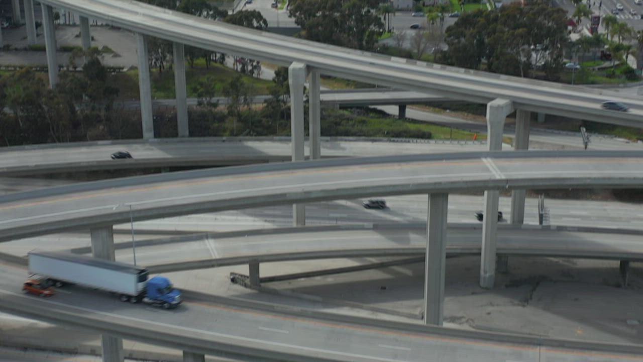 Traffic on bridges and freeways, close up - Free Stock Video