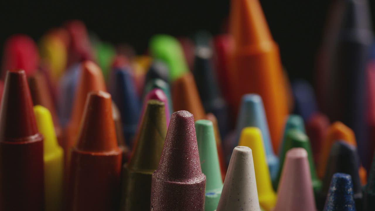Many crayons slowly spinning - Free Stock Video