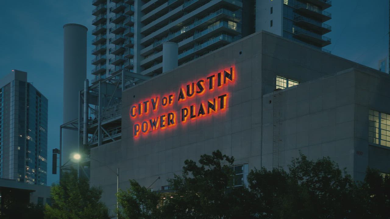 Illuminated Facade of the Austin Texas Power Plant - Free Stock Video