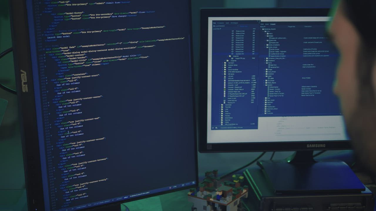 Experienced programmer working on a large computer - Free Stock Video