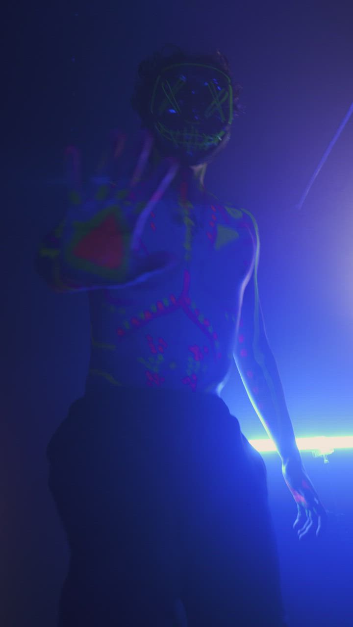 Boy skillfully dancing with a mask in front of the lens - Free Stock Video