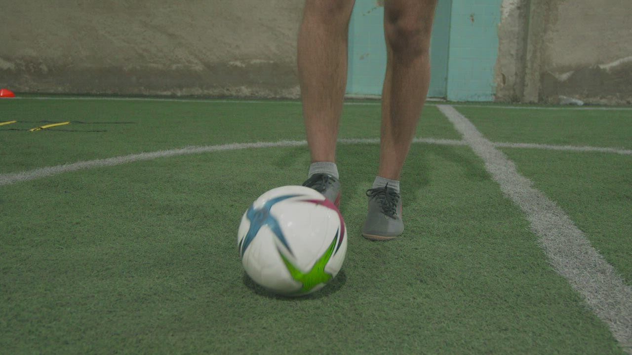 Skilled soccer player doing tricks with the ball - Free Stock Video