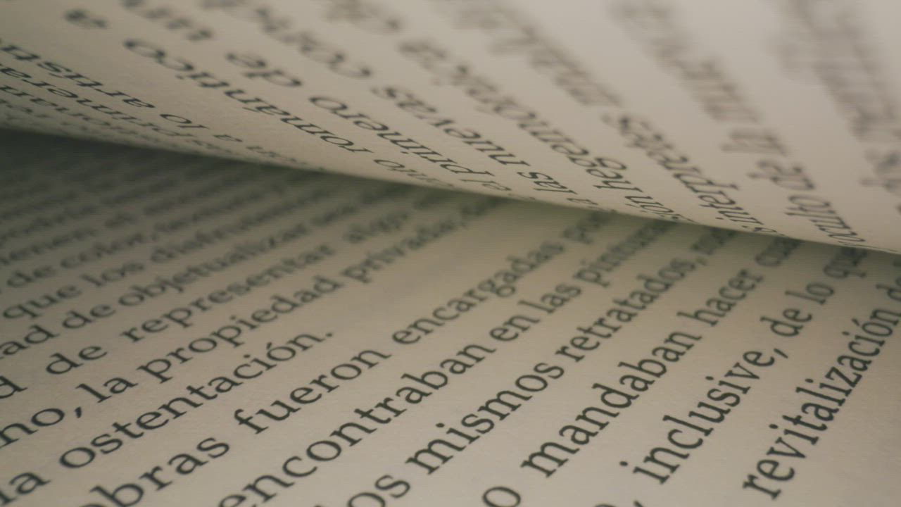 Pages of a book in Spanish - Free Stock Video