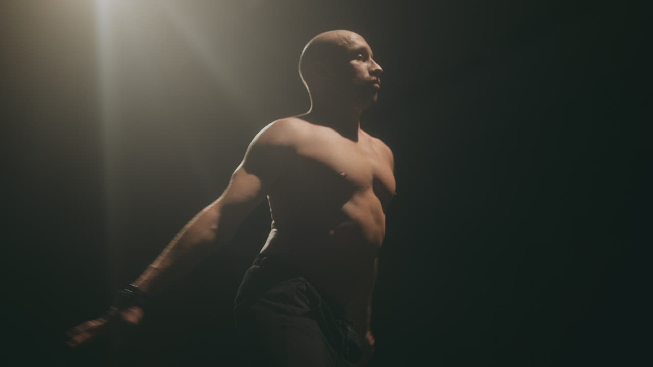 Dancer man performing on a stage - Free Stock Video