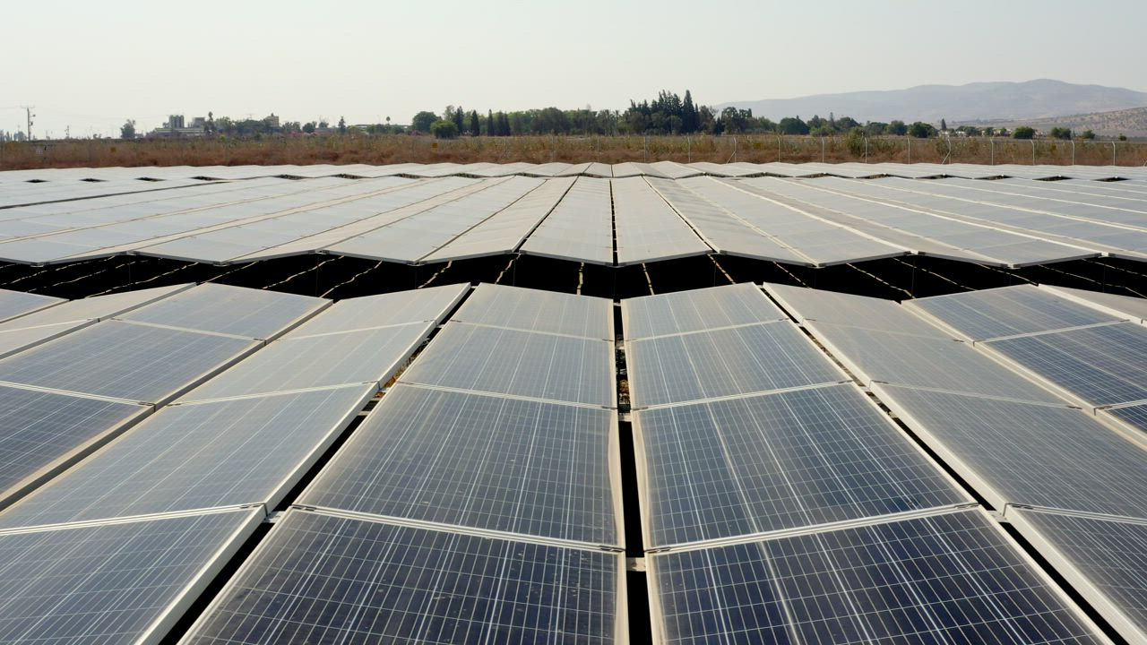 View of a solar panel farm - Free Stock Video
