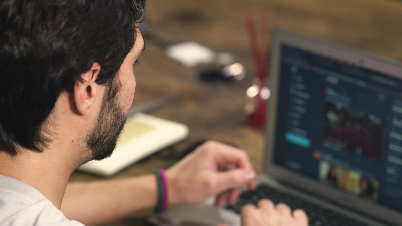 Man visiting Twitter on his laptop - Free Stock Video