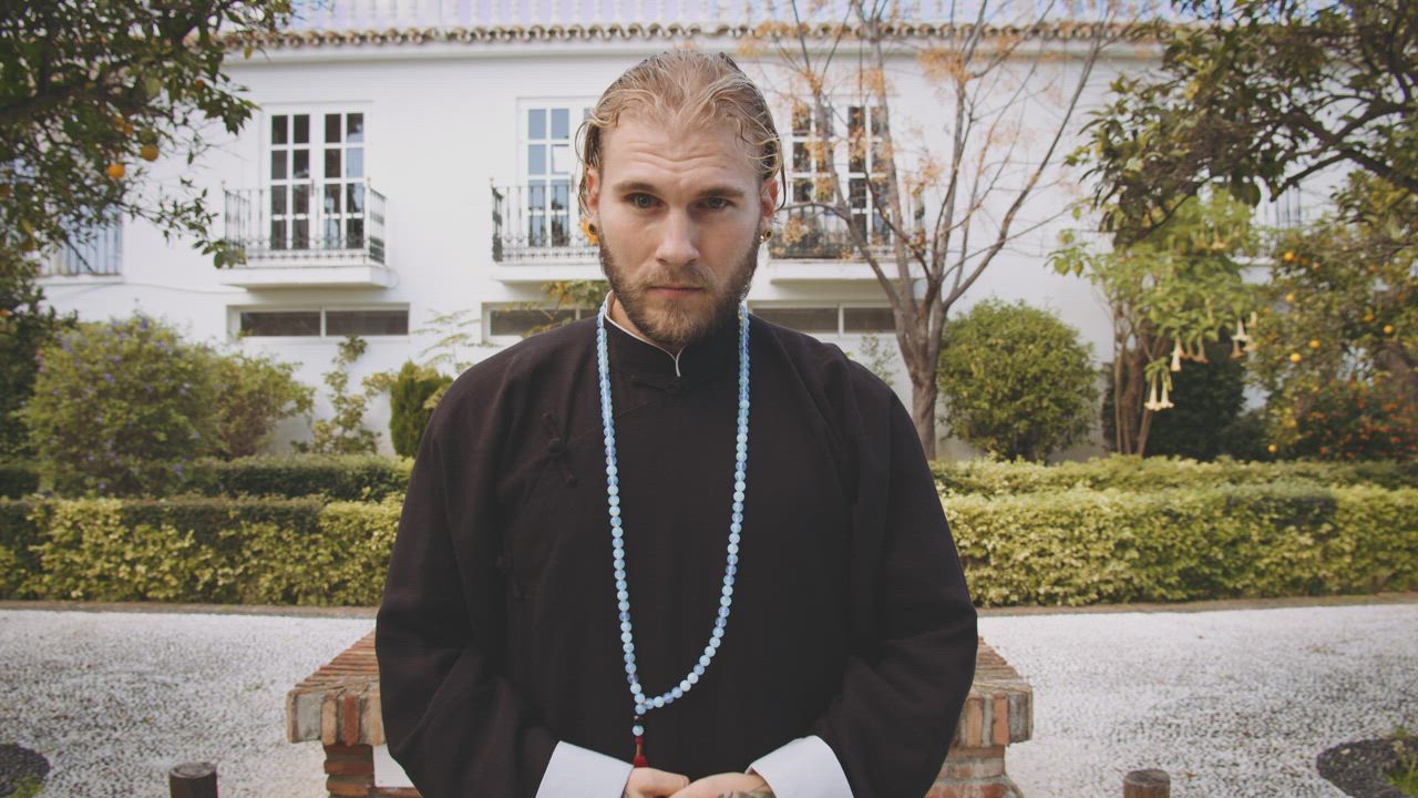 Young man master of martial arts bowing to camera - Free Stock Video