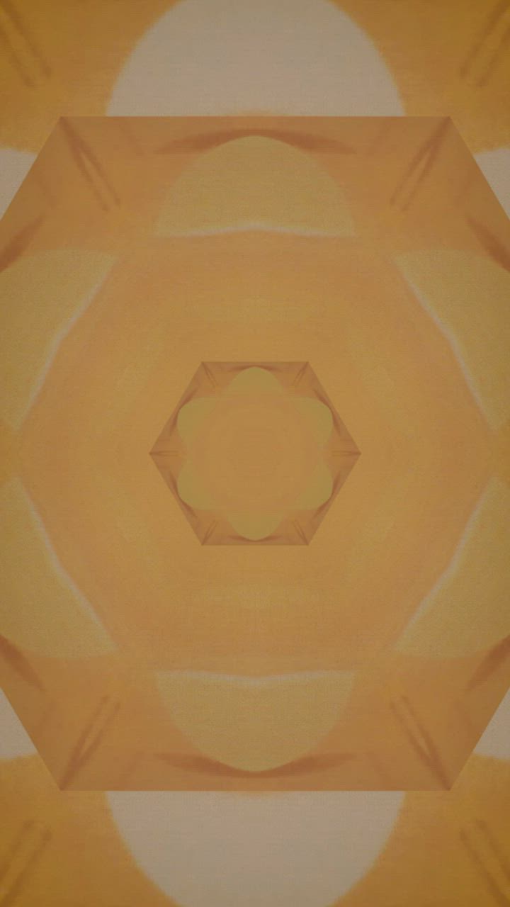 Abstract figures in motion - Free Stock Video