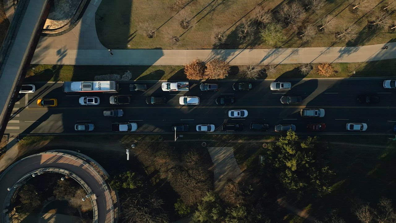 Aerial video of an avenue in a city - Free Stock Video