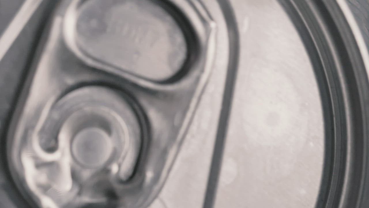 Beer cans spinning - Free Stock Video