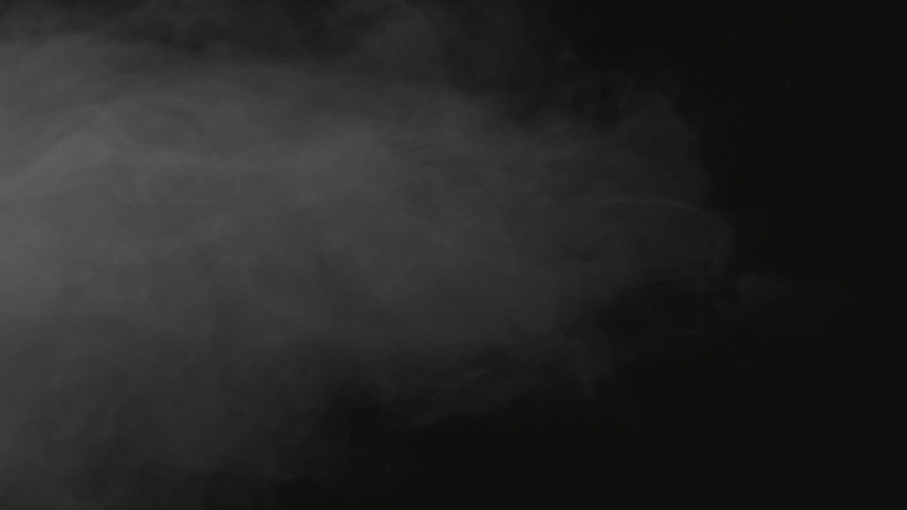 Thin smoke drifting - Free Stock Video