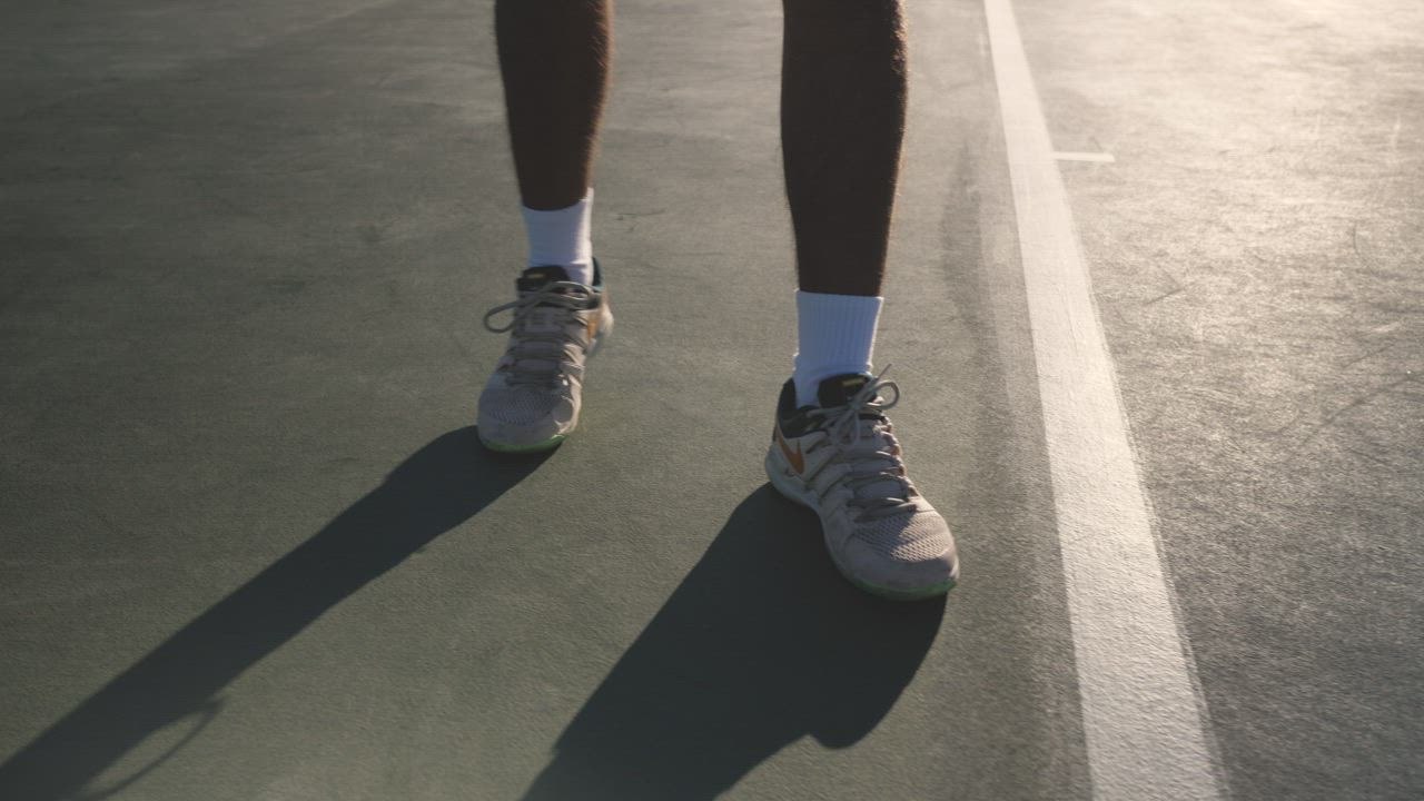 Tennis player's feet - Free Stock Video