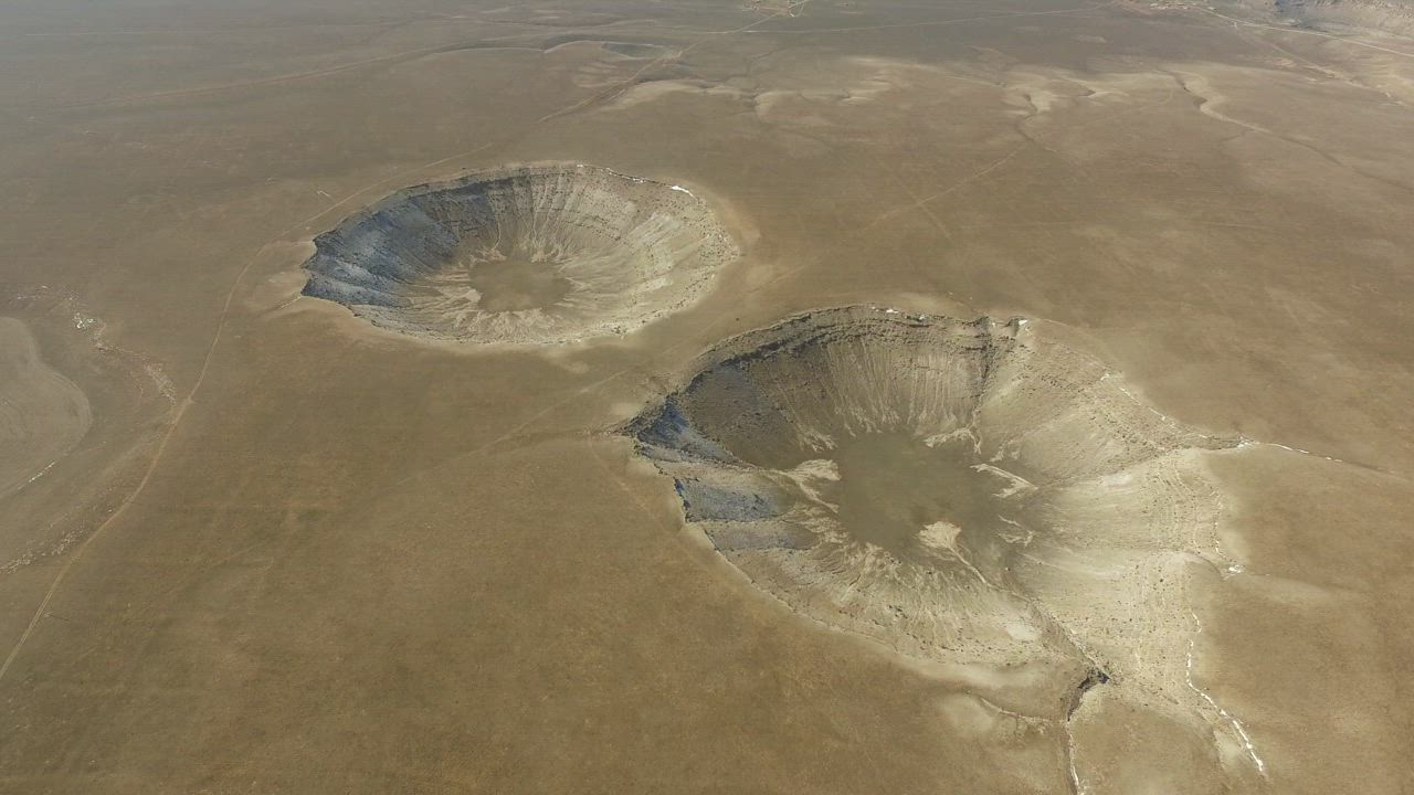 Meteor impacts on the ground - Free Stock Video